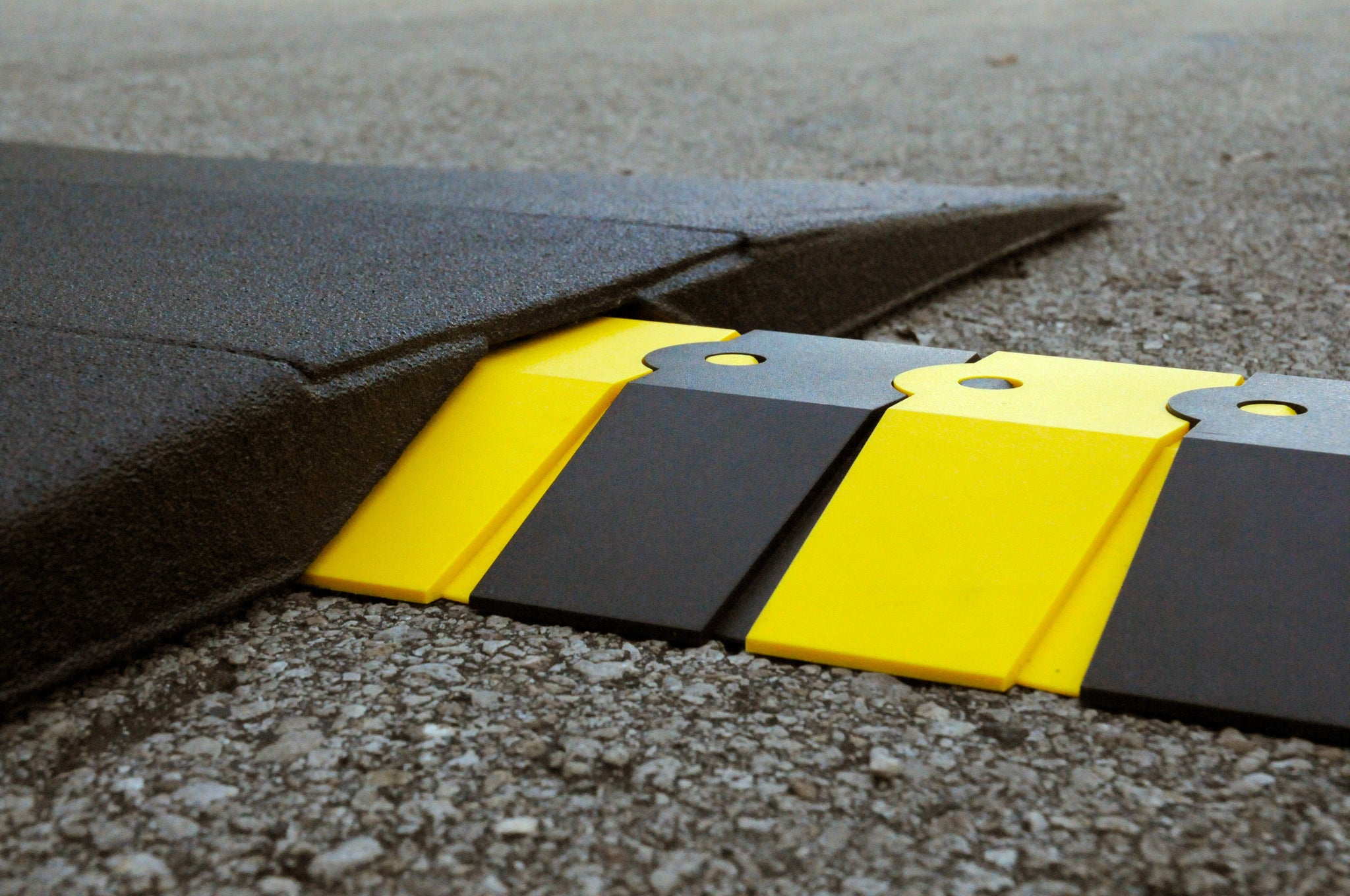 Facility Protection | Scissor Lift Diaper | Ultratech Sidewinder ...