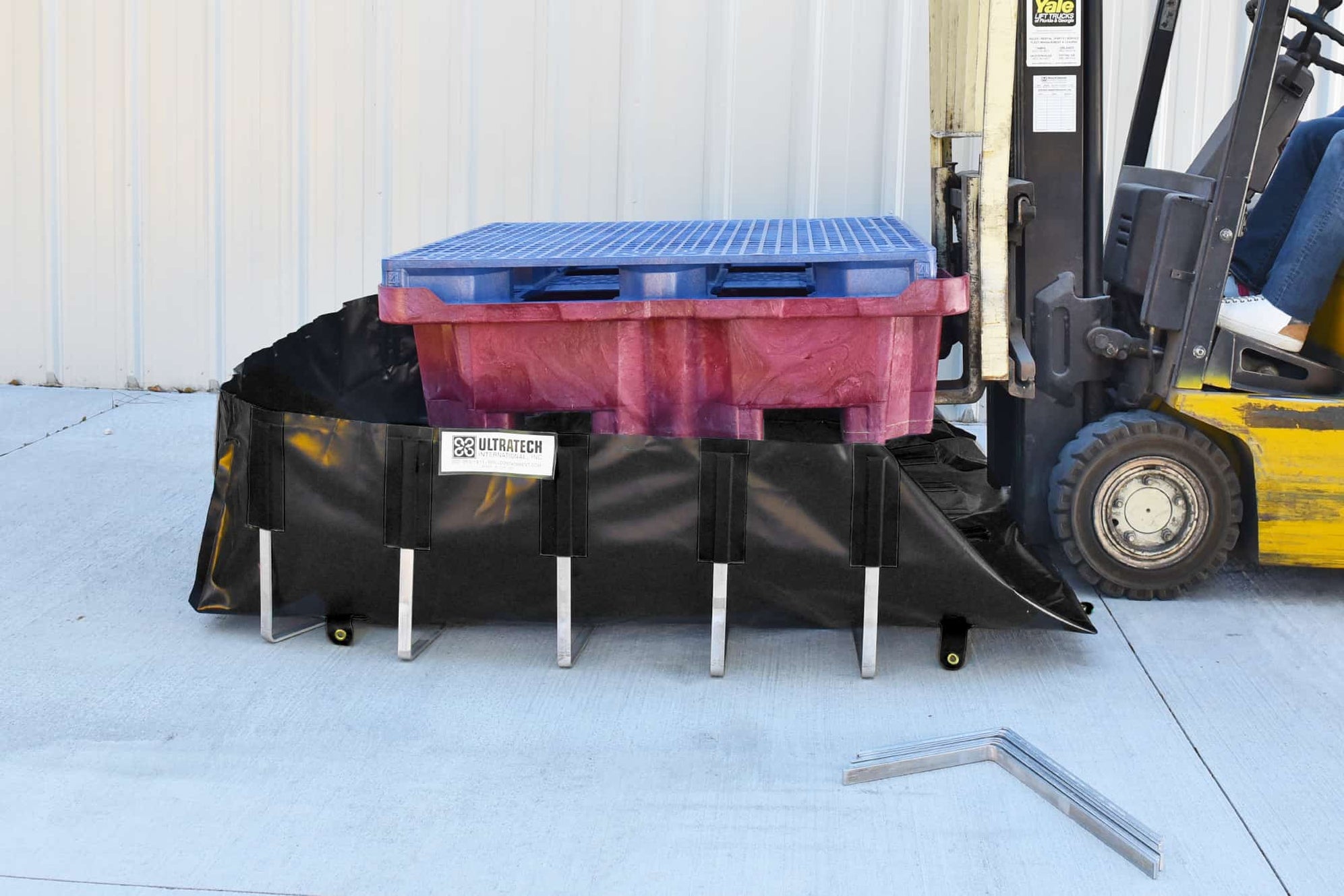 Ultra-Containment Berm - IBC Berm — Industrial and Safety Supply